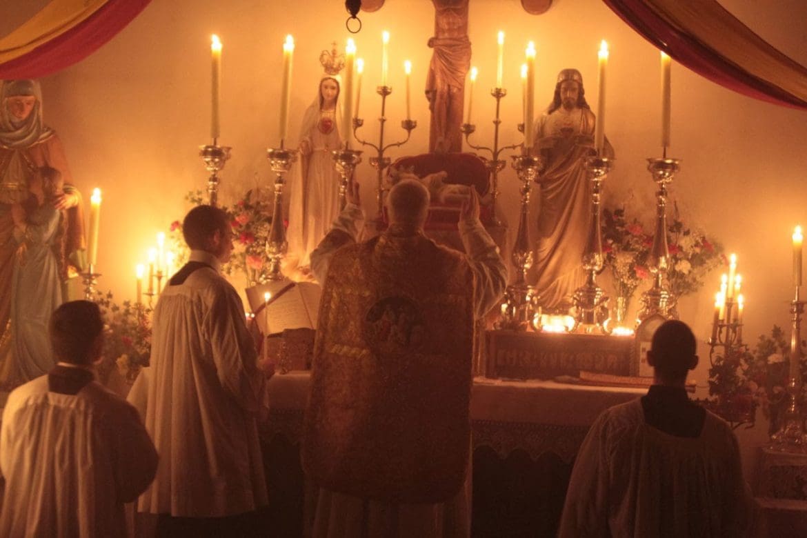 Lift Up Your Hearts: 10 Tips for Newcomers to the Latin Mass - The ...